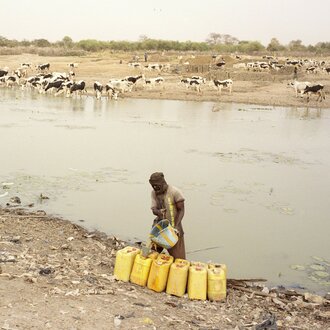 Five Lessons for Mainstreaming Conflict Sensitivity